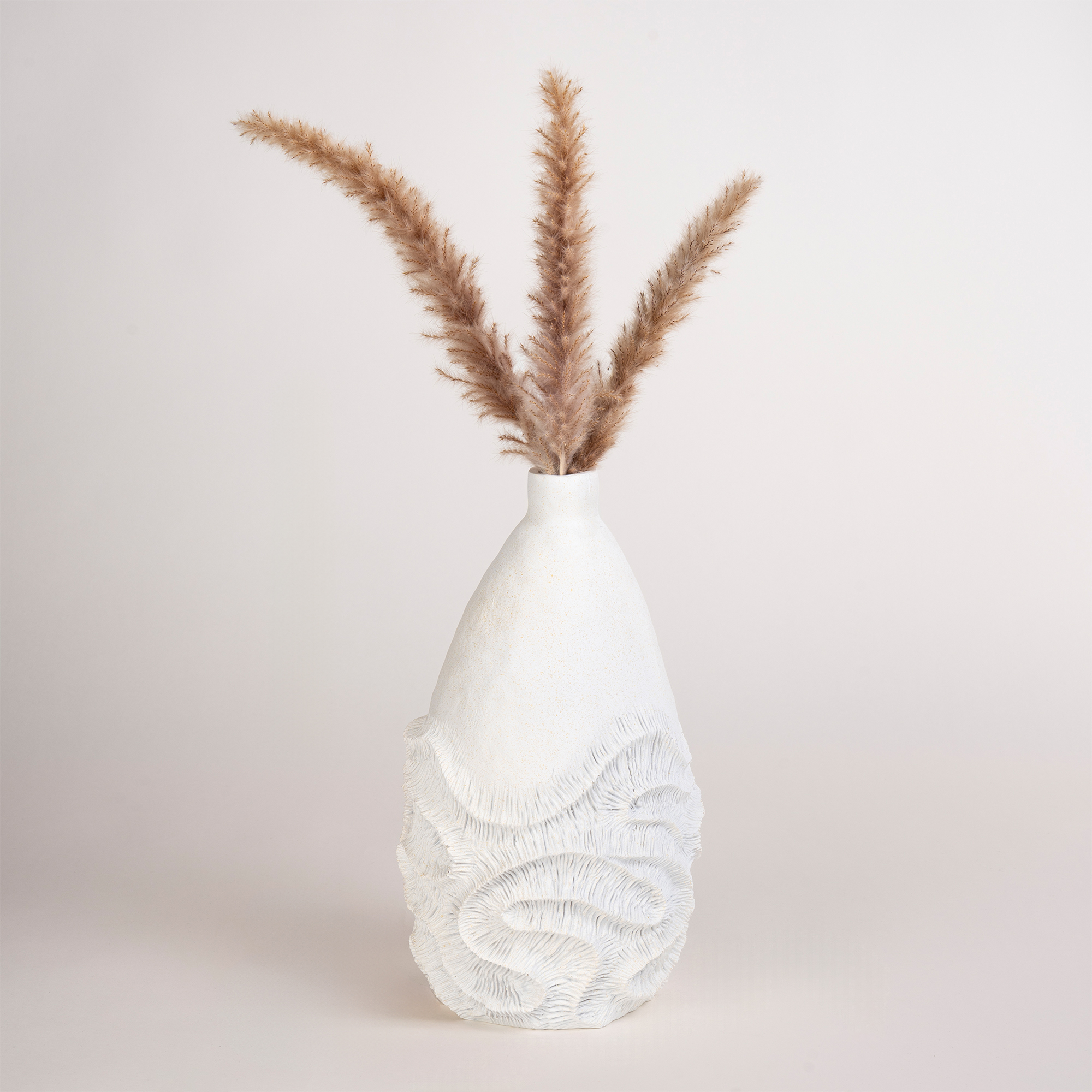 Buy Off white resin coral vase 20*20.2*36 cm Online | Nice